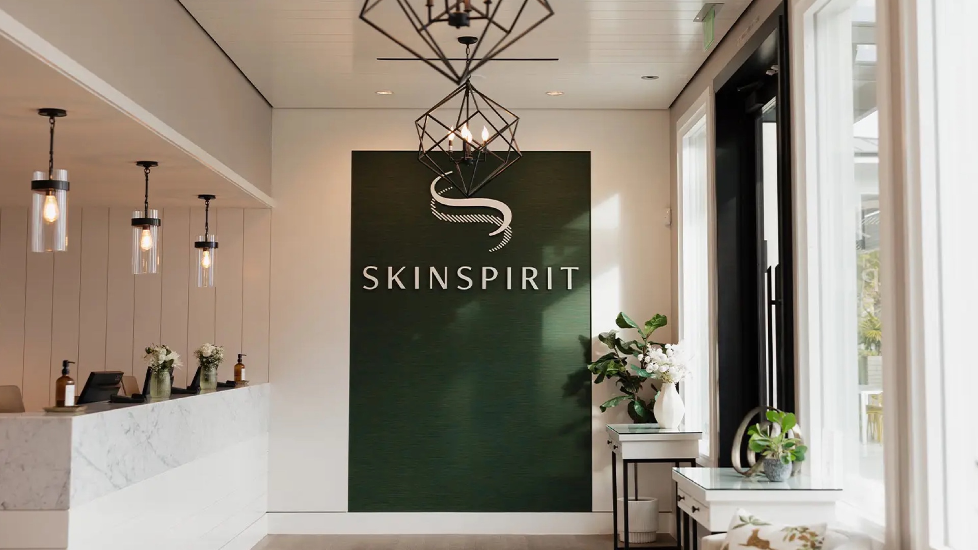 Skin Spirit - 2ND & PCH